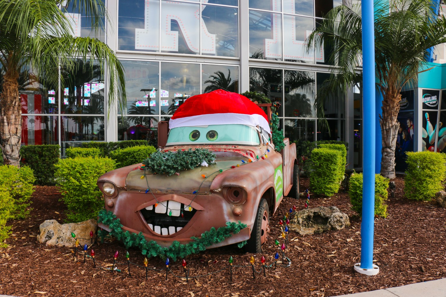 Dezerland Park - Florida's Largest Indoor Attraction!